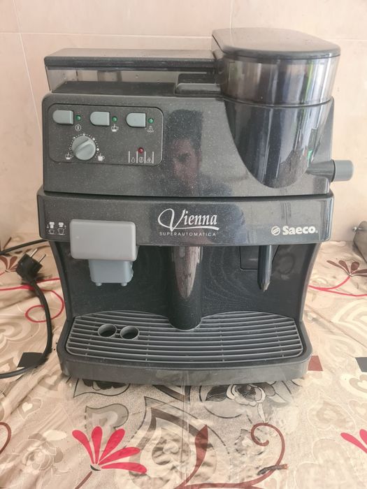 Saeco Vienna Superautomatica avariada Mafra • OLX.pt