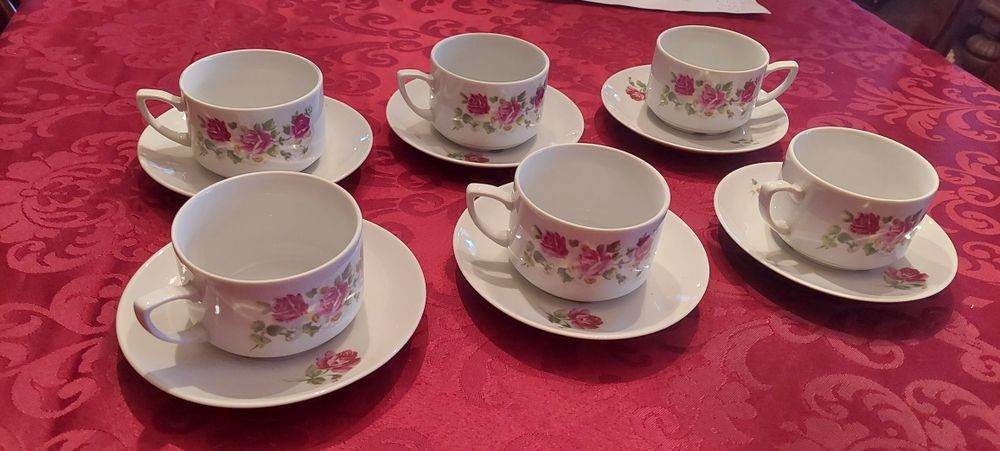 Filiżanki KAHLA made in GDR. 6 starych filizanek Pysznica • OLX.pl