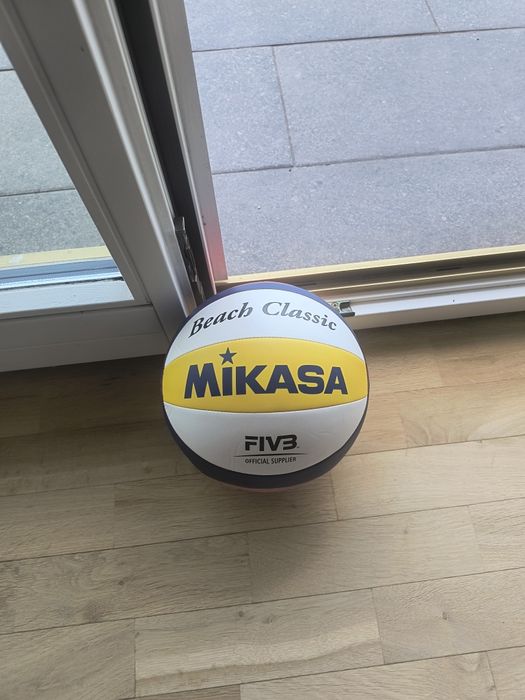Nowa piłka do siatkówki plażowej Mikasa BV552C Beach Classic Wola ...