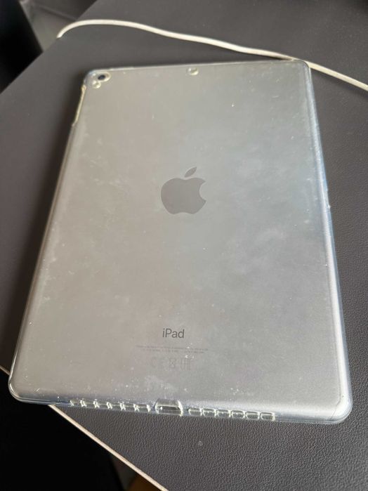 Apple Ipad 6 128GB São Miguel Do Souto E Mosteirô • OLX.pt