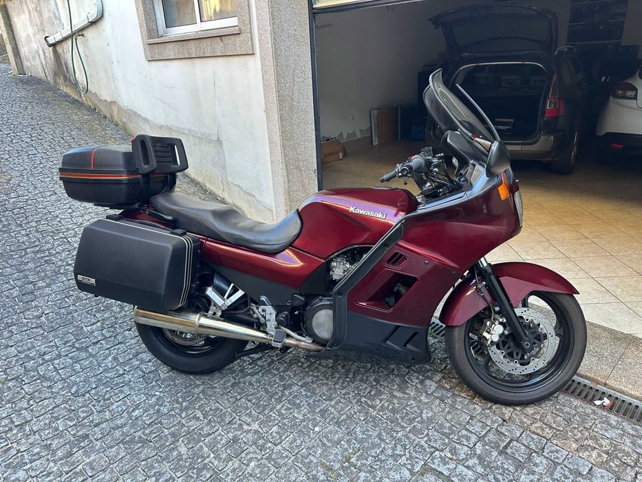 Kawasaki GTR 1000 (Bom Estado) Paços de Ferreira • OLX.pt