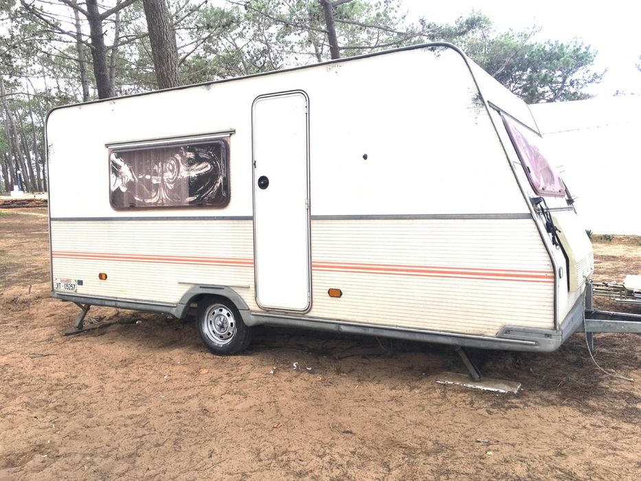 Caravana 5 metros 5 camas Sagres • OLX.pt