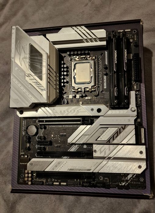 Топ платы Asus Rog Z790,MSI Z690 Carbon, Z690 EDGE,B660 Pro: 4 000 грн. - Комплектуючі та ...