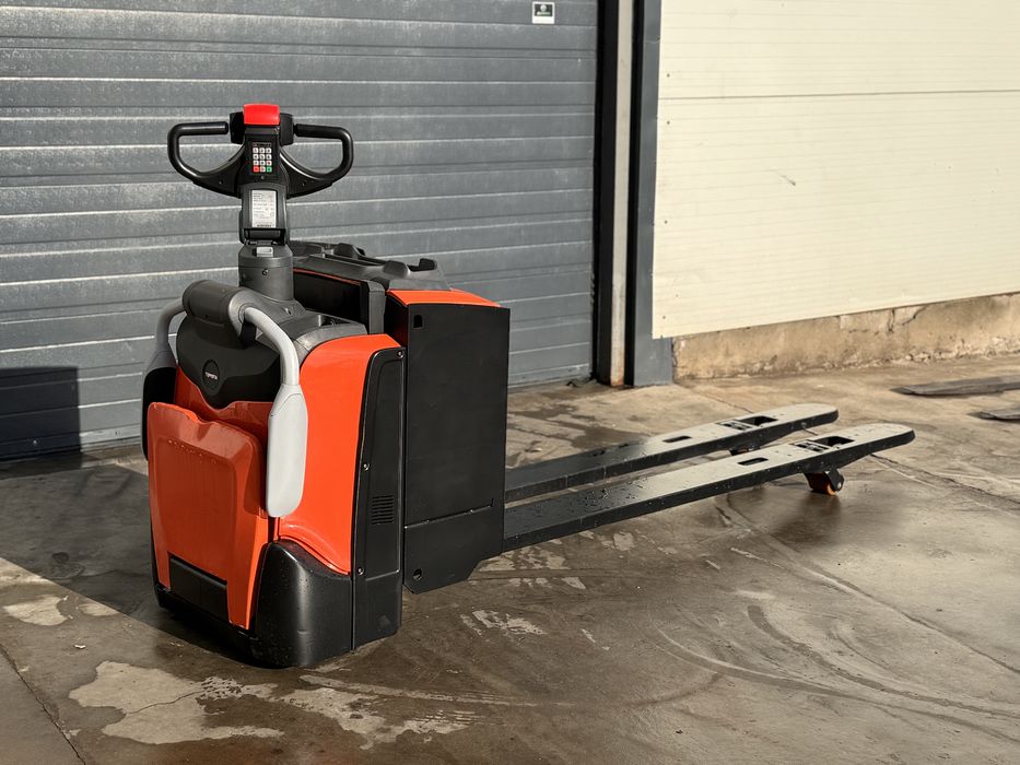 Toyota BT LPE250 Długie widły 2.40m paleciak elektryczny Kalisz • OLX.pl