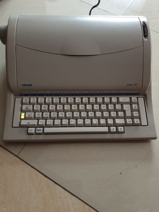 Maszyna do pisania Olivetti linea 101 Węgierska Górka • OLX.pl