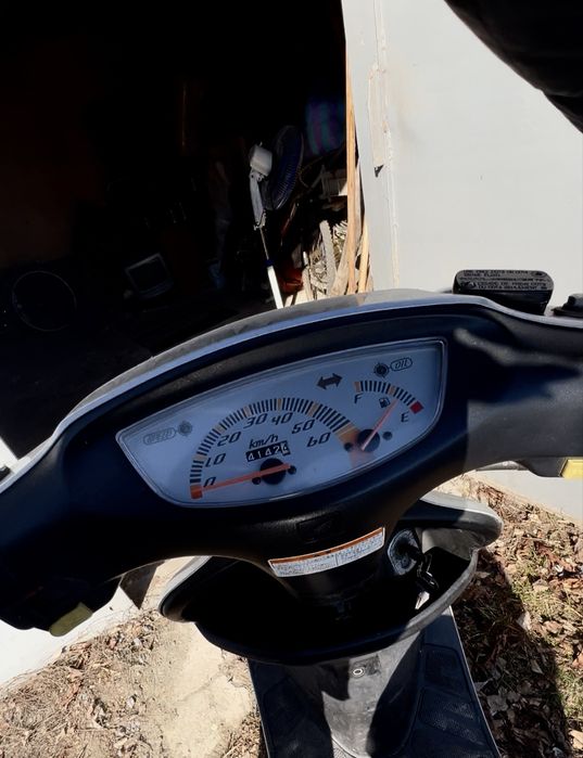Honda dio af-35 zx: 300 $ - Мопеди / скутери Бар на Olx