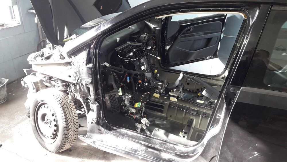 Blacharstwo Lakiernictwo samochodowe Wrocław Fabryczna • OLX.pl