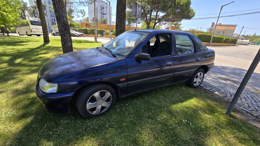 Ford Escort 1997 Corroios • OLX.pt
