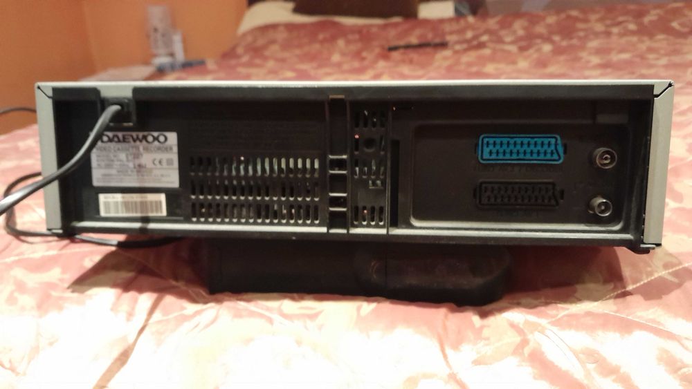 Magnetowid Daewoo z pilotem Wrocław Psie Pole • OLX.pl