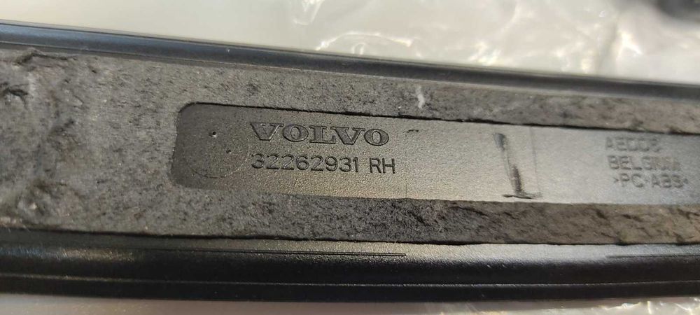 В наличии датчик удара 32381890 Volvo xc40 Polestar: 3 700 грн ...