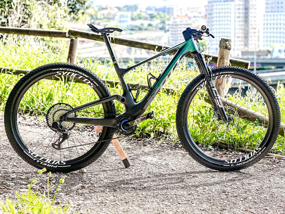 Scott Spark RC World Cup Custom Benfica • OLX.pt