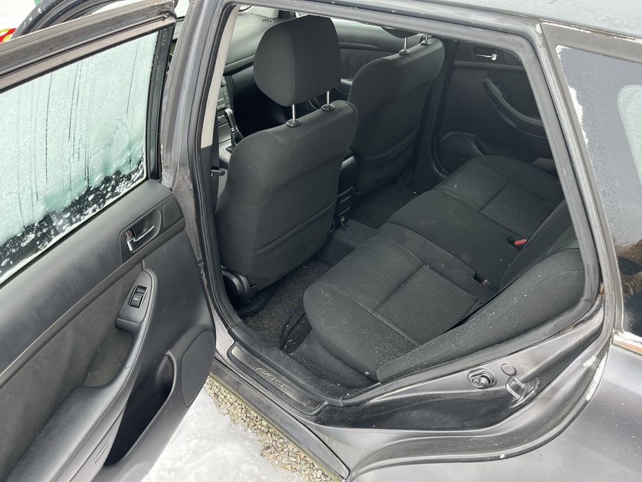 Toyota Avensis 1.8 benzyna + LPG | 2005 | Faktura VAT marża Korczew ...