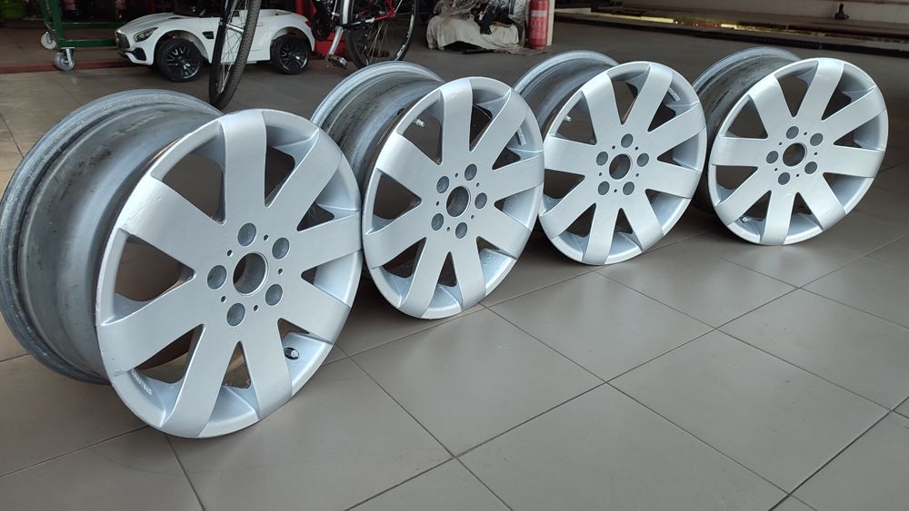 Диски сamry 40 r16 5*114.3 Італія з гайками: 1 500 грн. - Диски Броди на Olx