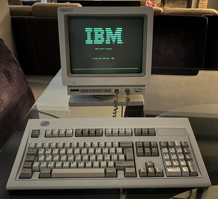 Monitor IBM 3476 + Teclado IBM Real, Dume E Semelhe • OLX.pt