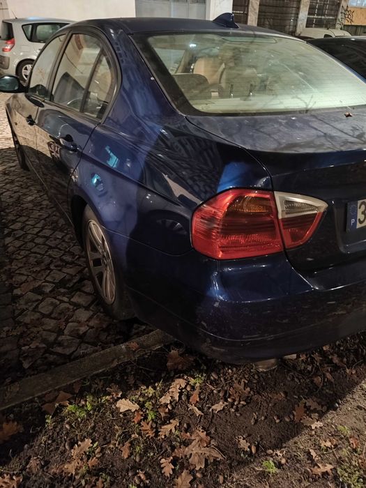 BMW E90 320d 163cv Almada, Cova Da Piedade, Pragal E Cacilhas • OLX.pt