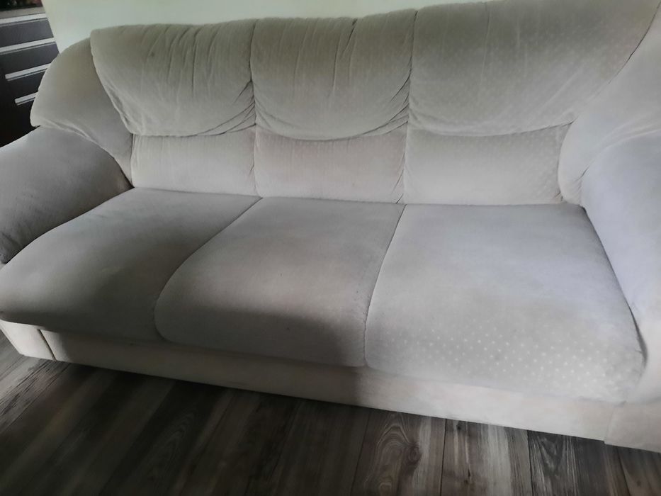 Dwie sofki oddam Mieścisko • OLX.pl