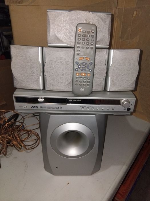 Dvd e sistema de som com SuB - woofer Fânzeres E São Pedro Da Cova • OLX.pt