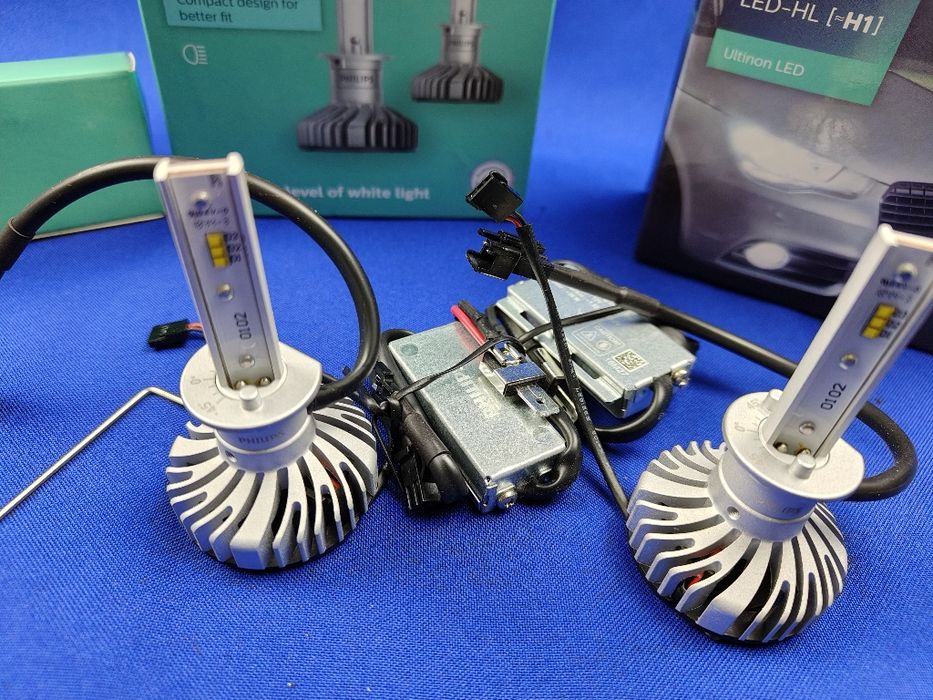 Автомобільні LED лампи (Цоколь H1) Philips Ultinon LED: 1 685 грн. - Інші автоаксесуари ...