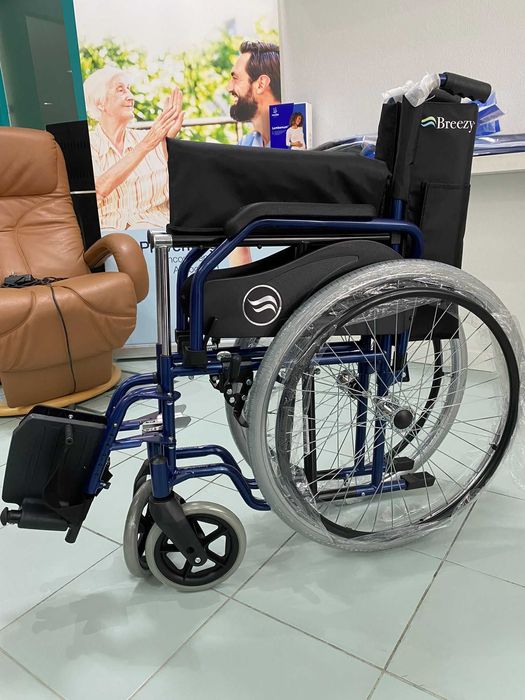 Cadeira de Rodas Azul - Breezy 90 Vila Nova De Famalicão E Calendário ...