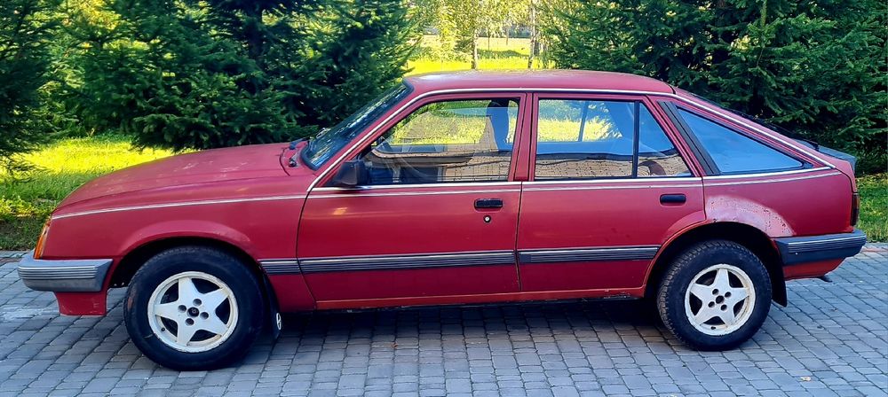 Opel Ascona. 1,6 Газ/Бензин.: 800 $ - Opel Ратне на Olx