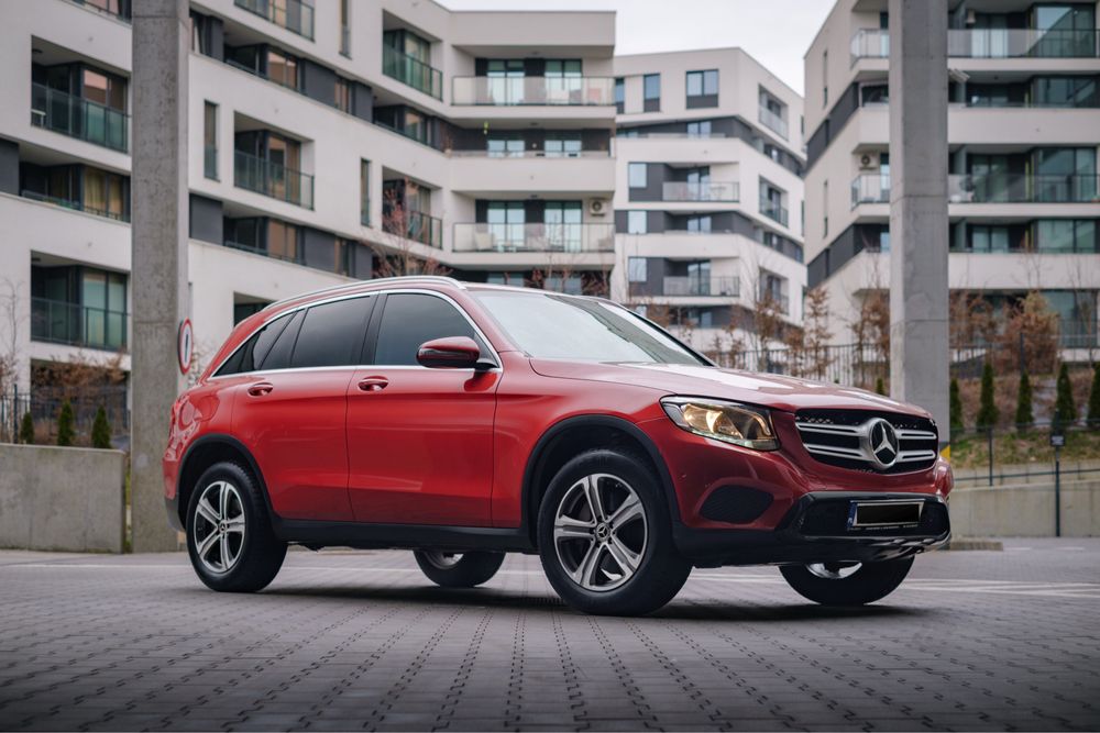 MERCEDES-BENZ-GLC.300-rok2018-2.0T-241KM Kraków Czyżyny • OLX.pl