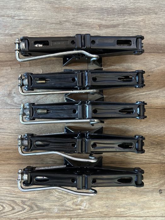 Домкрат VW Passat B7 B8 CC Golf 6 7 Skoda A5 A7 Super b Audi A4 A5: 823 ...