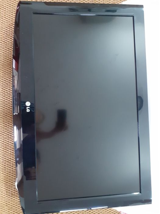 Televisão LG com base Cacém E São Marcos • OLX.pt