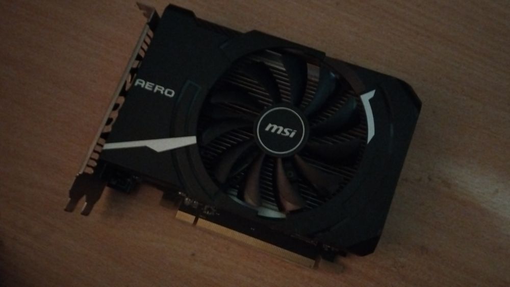 Видеокарта RX 550: 900 грн. - Комплектуючі та аксесуари Кривий Ріг на Olx