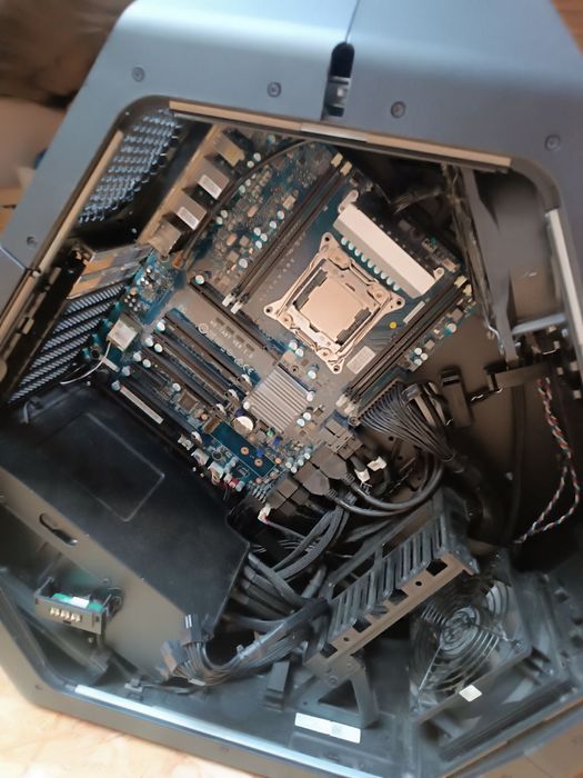 Dell Alienware Area 51 R5: 12 840 грн. - Настільні комп'ютери Львів на Olx