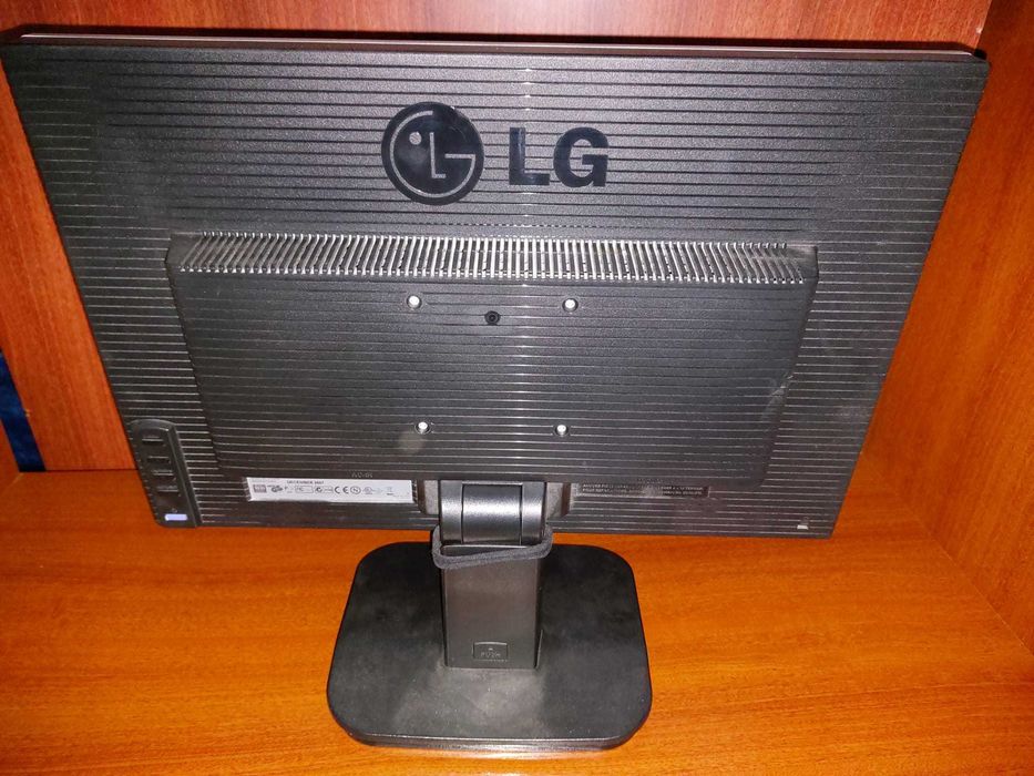 Monitor TFT LG Flatron Algés, Linda-A-Velha E Cruz Quebrada-Dafundo ...