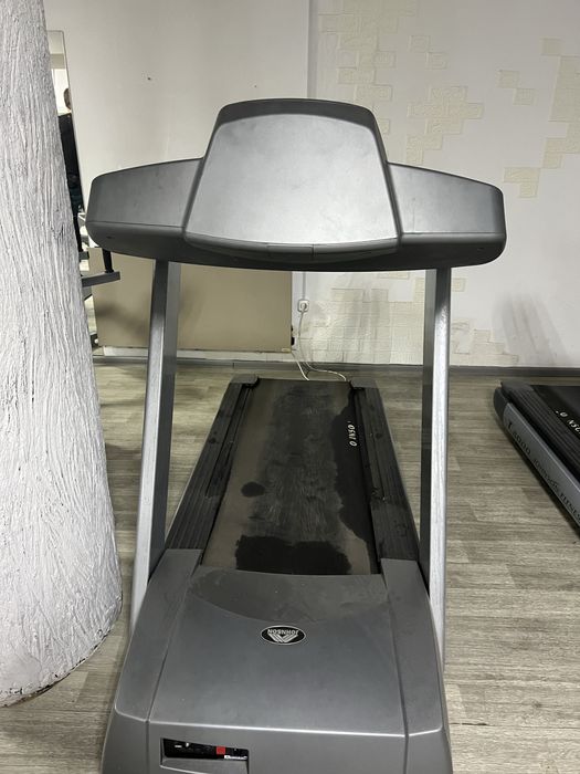 Профессиональная беговая дорожка Johnson T8000: 25 000 грн. - Атлетика ...