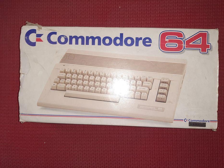 Komputer Commodore C64C oryginalny box i zasilacz Mogilno • OLX.pl