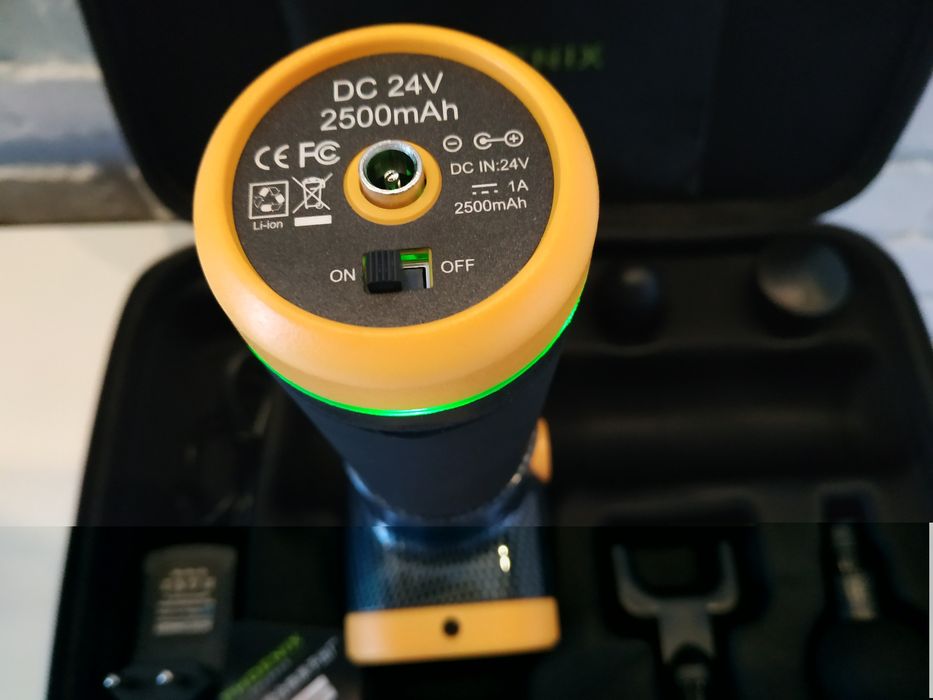 Новый ударный перкуссионный массажёр Phoenix A2: 2 150 грн. - Інша ...