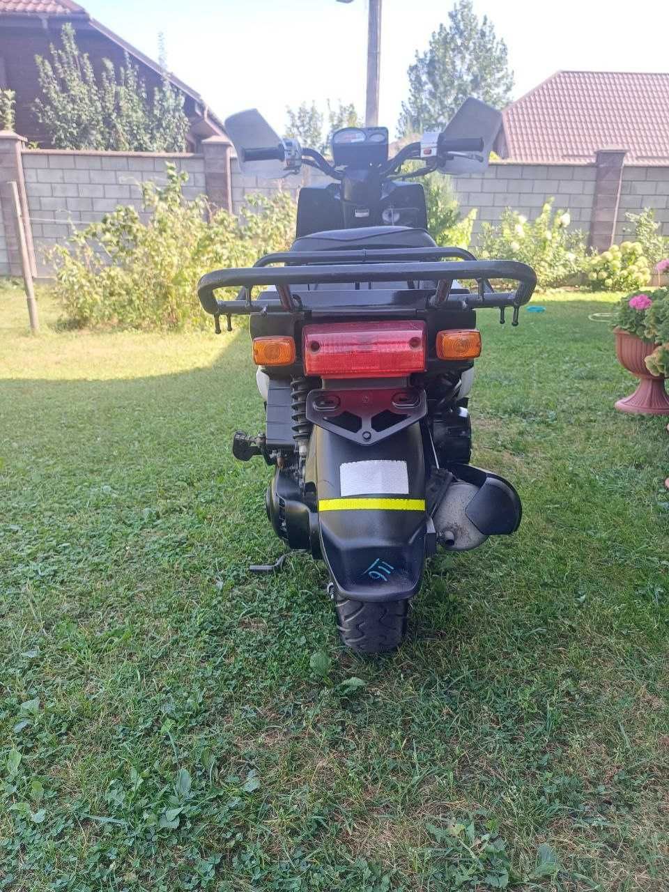 Скутер YAMAHA Gear ямаха: 680 $ - Мопеди / скутери Рівне на Olx