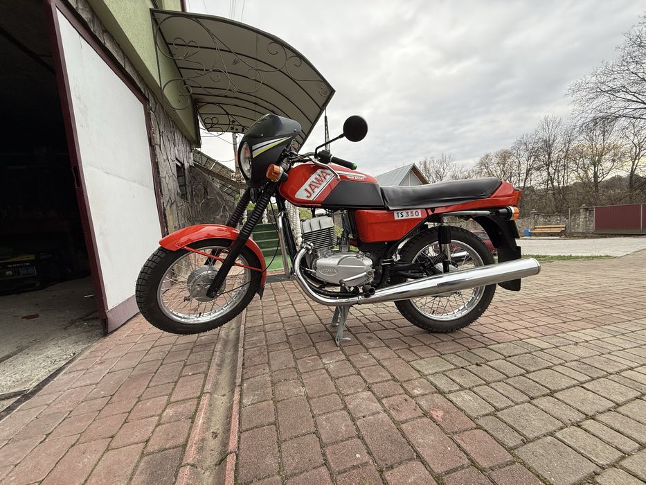 Jawa 1992р 350кубів ідеальний стан: 2 600 $ - Мотоцикли Коломия на Olx