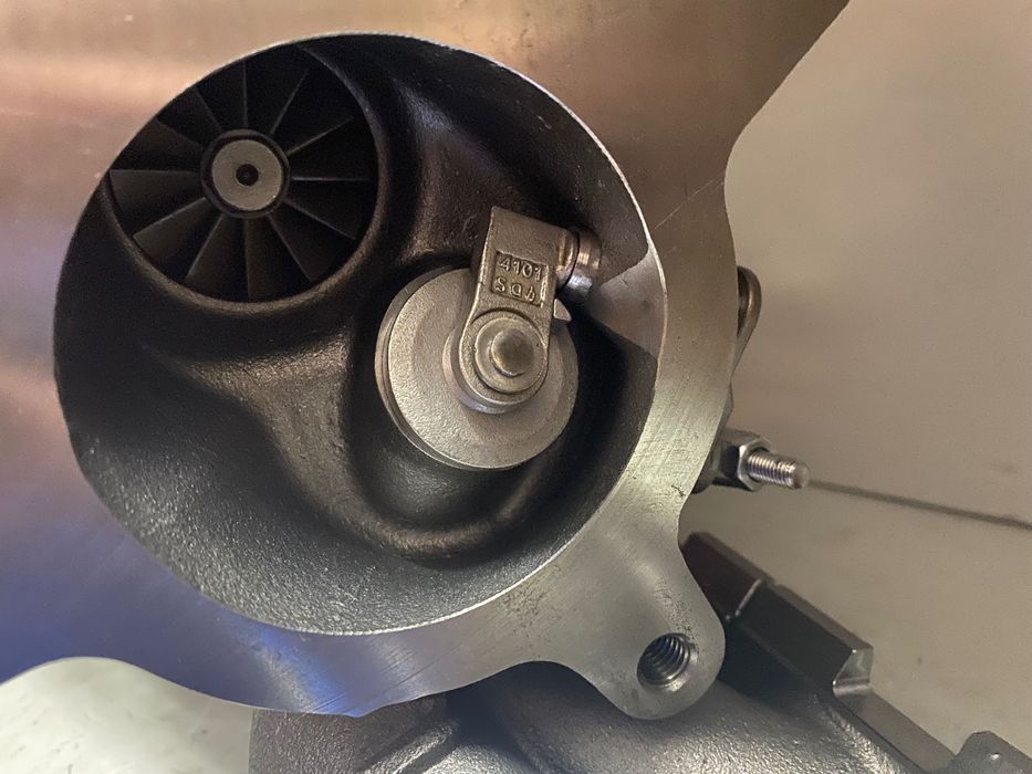 Turbina Turbosprężarka k04-0064 Audi S1 S3 2.0 TFSI 350-400KM Ślesin ...