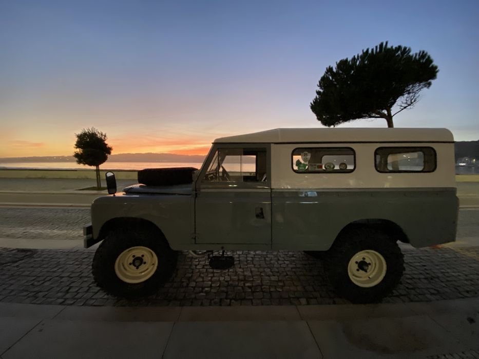 Land Rover S2a 1 ton 1970 União de Freguesias da cidade de Santarém ...