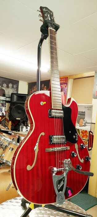 Gitara Guild FireStar III, hollow body, Bigsby-Vibrato, stan idalny ...