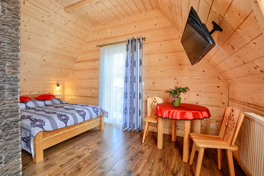 Pokoje i domek u ,,Cajki" Poronin • OLX.pl