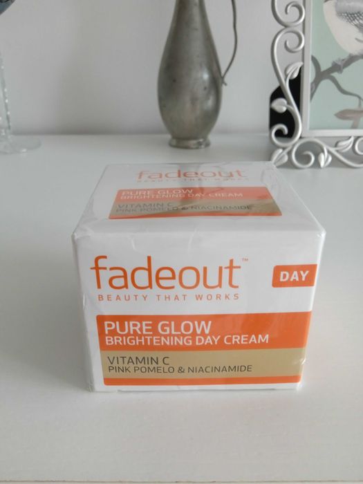 Pure Glow Brightening krem rozświetlający dzień wit.C Fade Out Warszawa ...