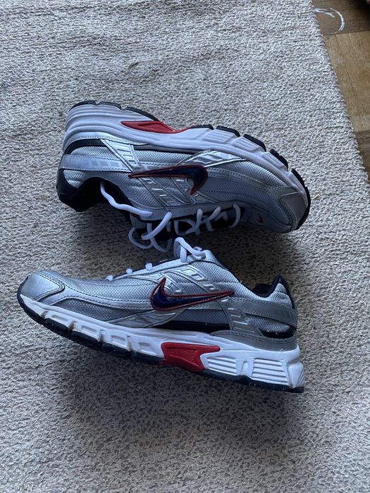 Nike initiator red Póvoa De Santa Iria E Forte Da Casa • OLX.pt