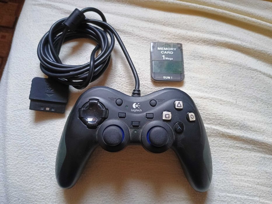 Pad logitech do PSX Ps2+ karta pamięci PSX Uszkodzone Ostrołęka • OLX.pl