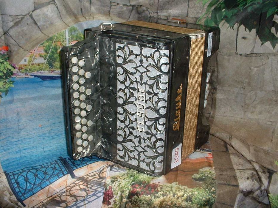 Concertina Avenda N .1043 Concertina Avenda N .1049 Póvoa de Penela ...