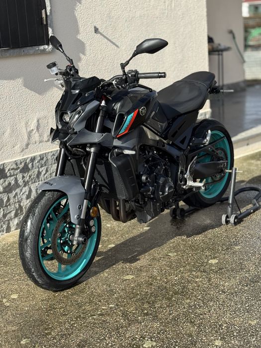 Yamaha Mt09 full power Torres Vedras (São Pedro, Santiago, Santa Maria ...