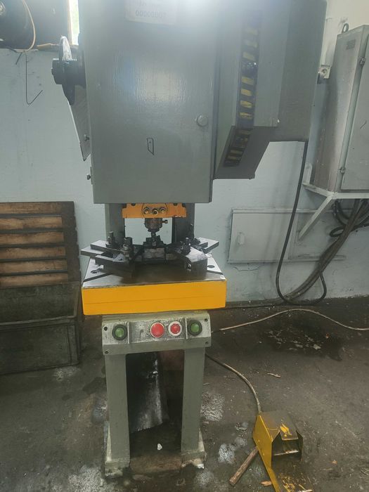 Prasa mimośrodowa PMS 10 C Wyry • OLX.pl