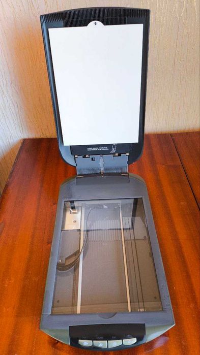 Сканер Canon CanoScan 4200F: 1 200 грн. - Периферійні пристрої Шацьк на Olx