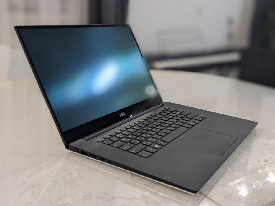 4K OLED Dell XPS 7590 core i7 9750h GTX 1650 32 GB / 1000 SSD: 12 000 ...