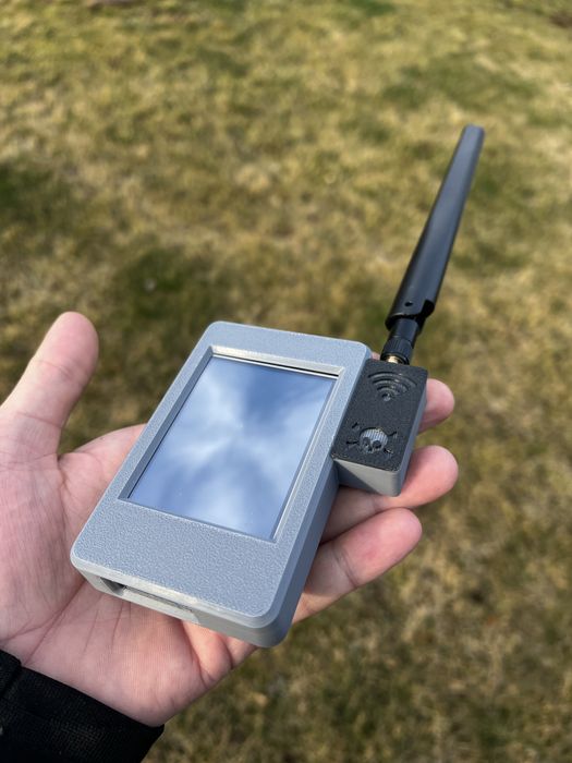 ESP32, Wifi marauder, zewnetrzna antena, dotykowy ekran, bluetooth ...