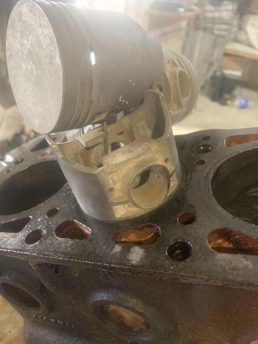 Мотор ваз 2101 ………..: 3 500 грн. - Блок циліндрів та його частини Степанівка на Olx