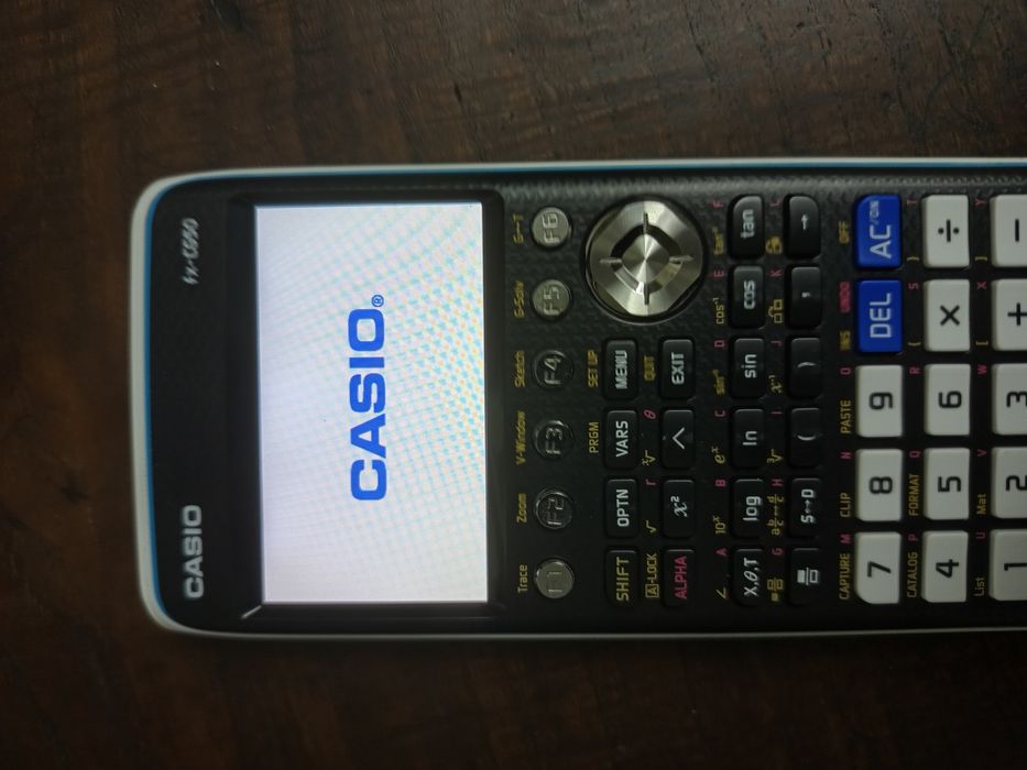 Calculadora Casio fx-CG 50 Costa Da Caparica • OLX.pt